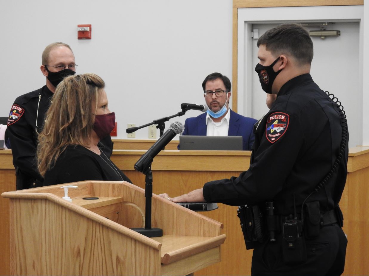 New Smithfield Police Officer Takes Oath – JoCo Report