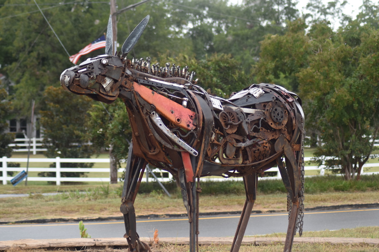 Mule Sculpture Installed In Benson – JoCo Report