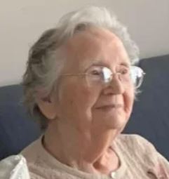 Elsie Holmes Weddings – JoCo Report