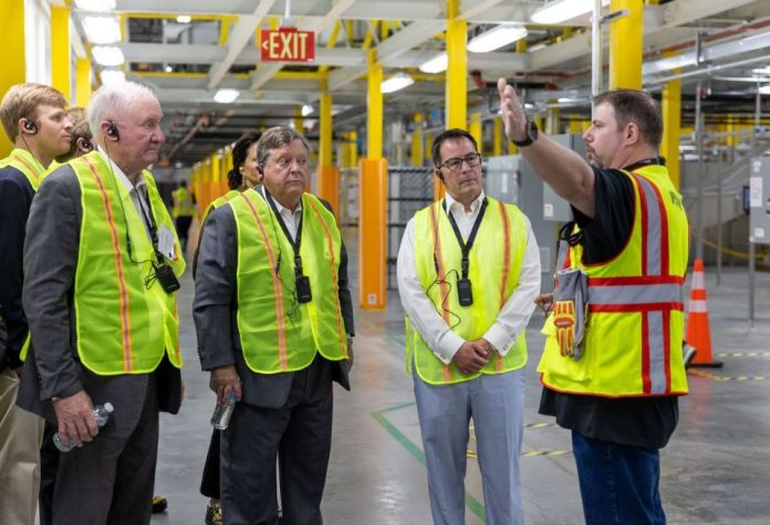 Amazon Opens Smithfield Facility, Bringing 1,000 New Jobs | JoCo Report