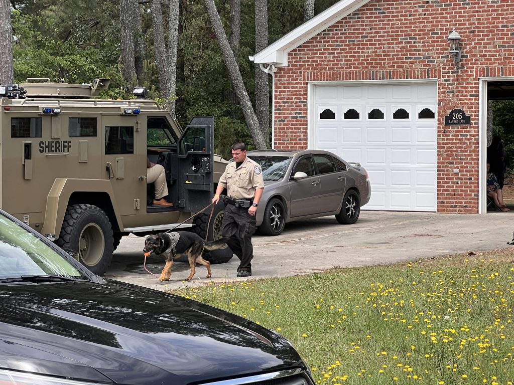 JCSO Narcotic Agents Execute Search Warrant – JoCo Report