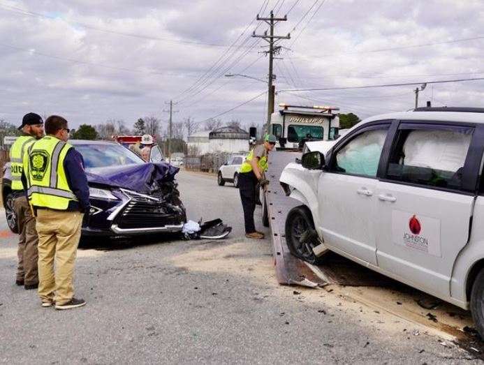 JCPS Van Driver, Student Passenger Injured In Collision – JoCo Report