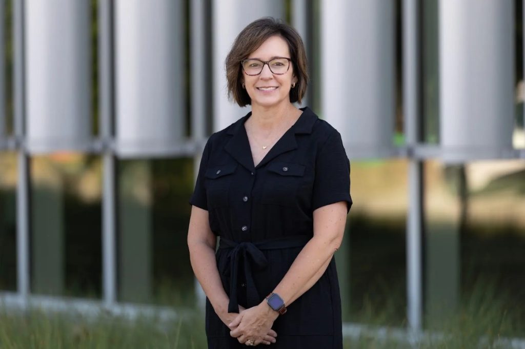 Kathryn Farrior Named JCPS 2025 Employee Of The Year For Curriculum ...