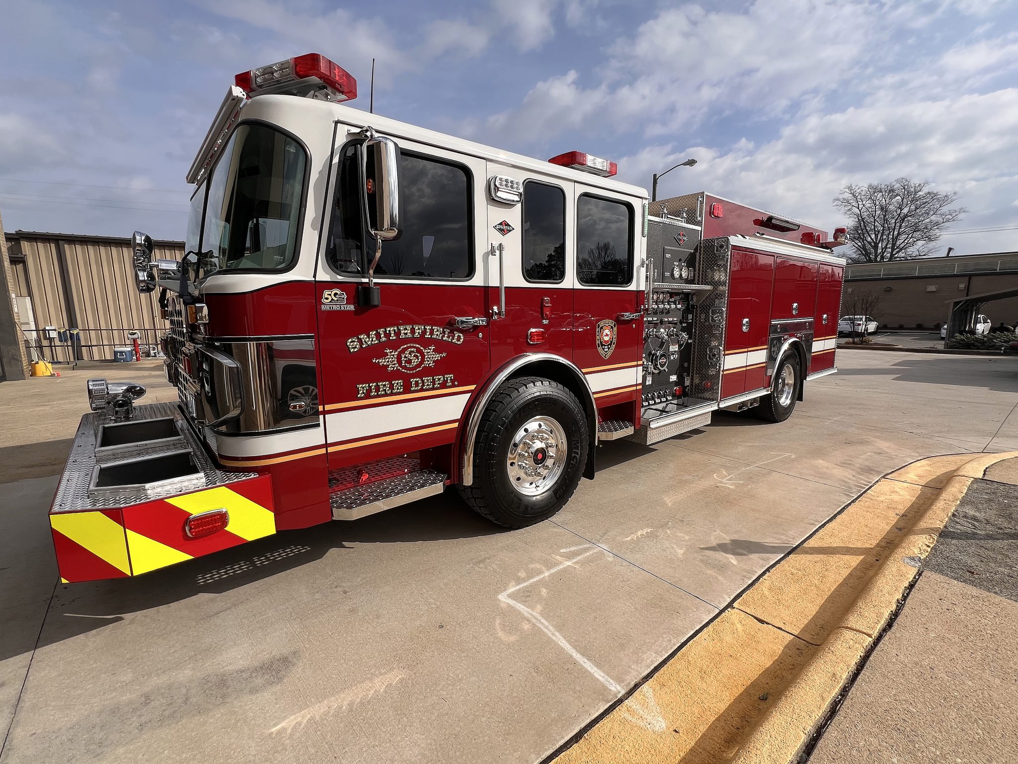 Smithfield Fire Department Takes Delivery Of New Fire Engine – JoCo Report